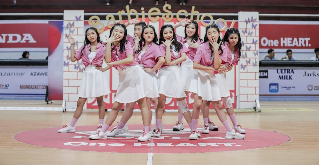 Persiapan Mepet, Maxstep Gabungkan Karakter Barbie dan K-Pop | DBL ID